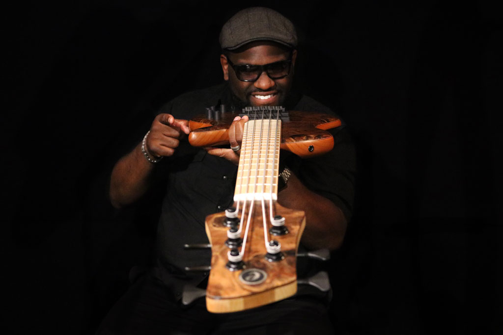 Daric Bennett – Elrick Bass Guitars